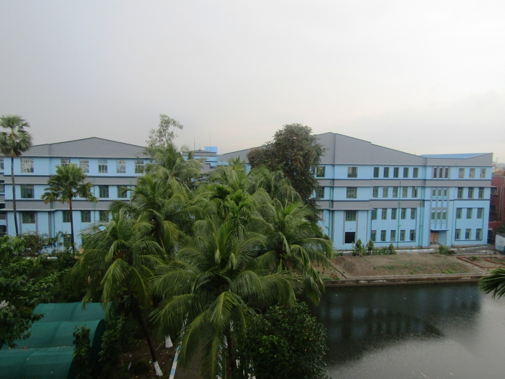Ramakrishna Mission Vivekananda Centenary College, Rahara